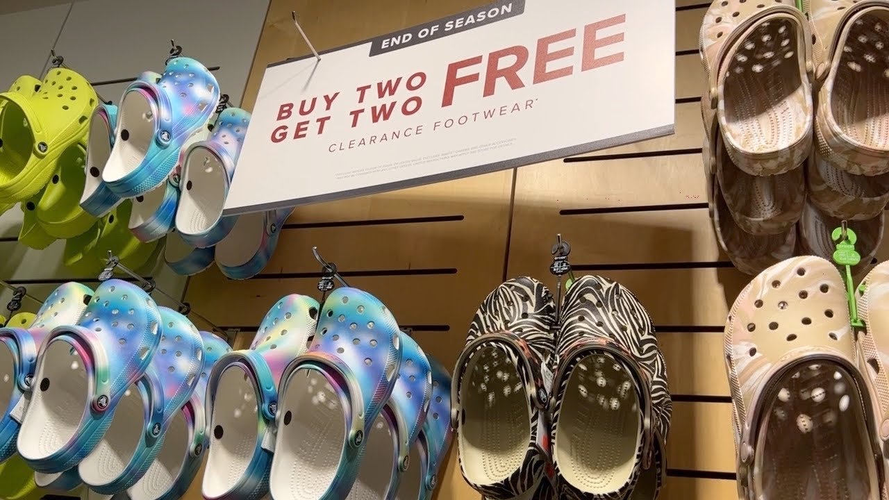 LET'S GO CHECK OUT A CROCS STORE! - YouTube
