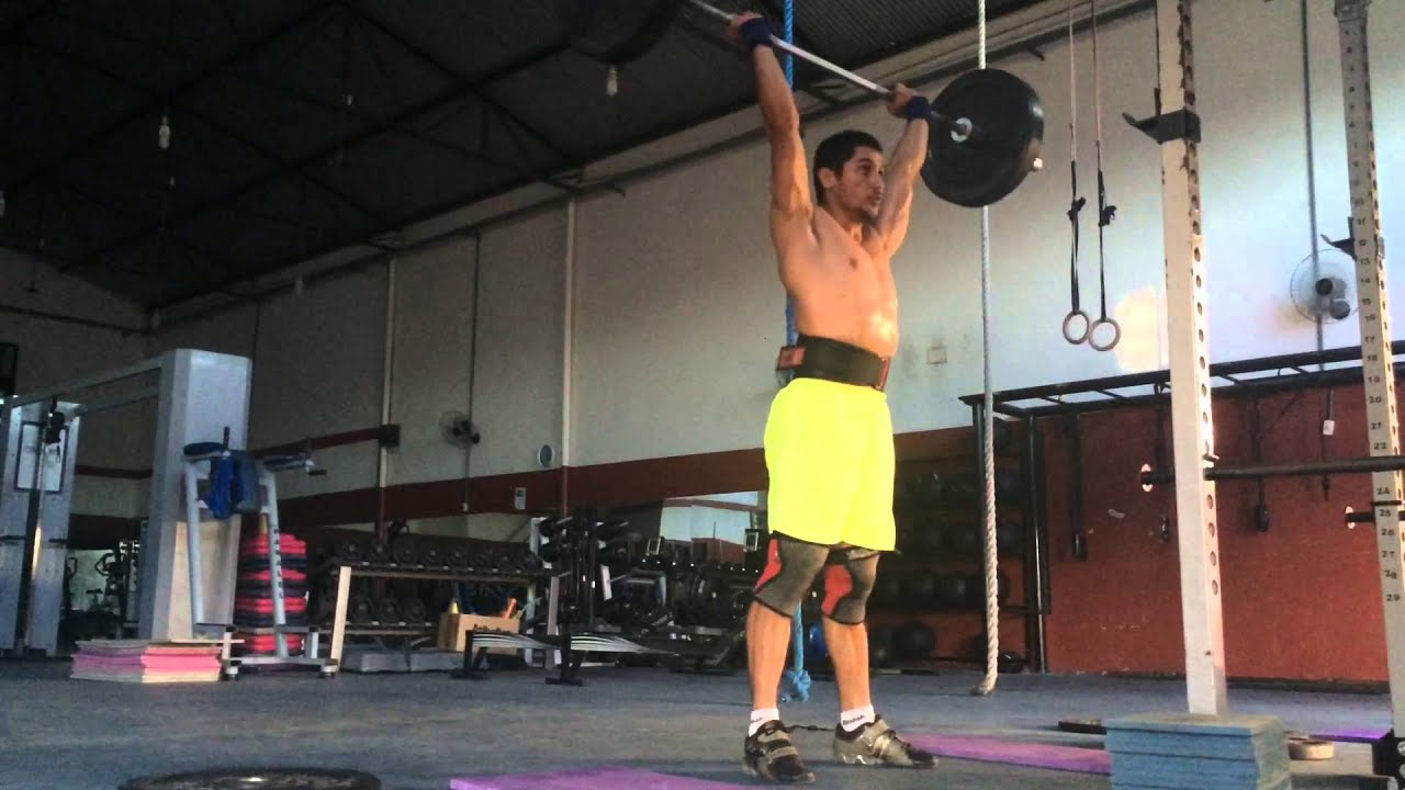 Wod thrusters - YouTube