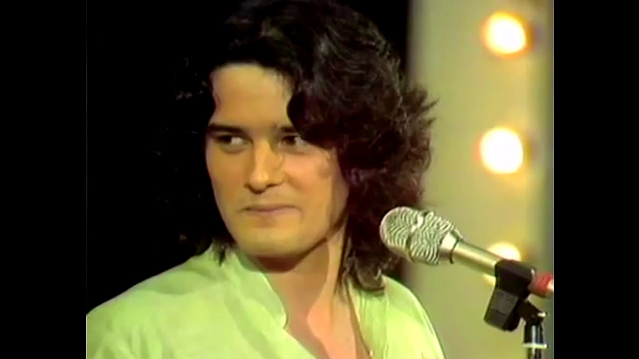 Ana y Johnny - Yo también necesito amar - YouTube