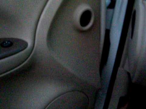 12 Inch Sony Subs Slappin In MY Trunk