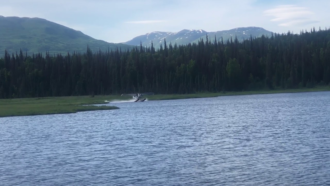 Alaska hunting master guide Mike "Buck" Bowden coming home. - YouTube