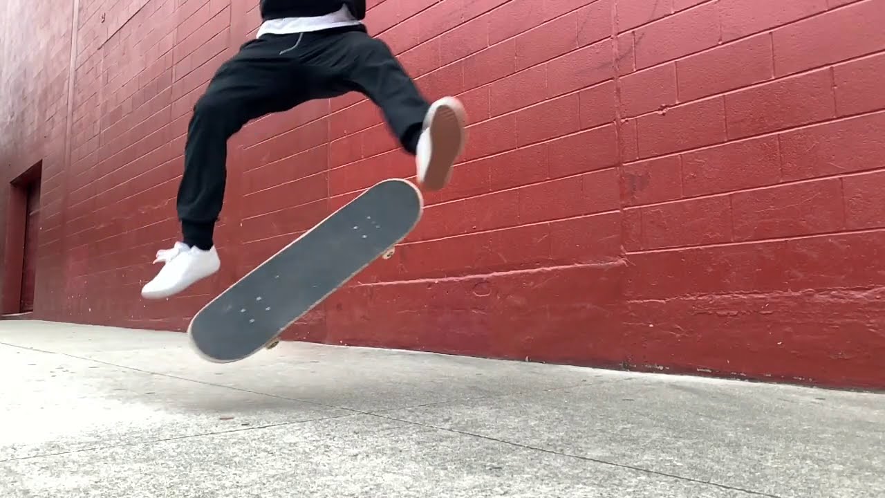 Practicing FRONTSIDE HEELFLIPS - YouTube