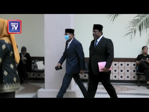 Shiqaq punca Azeez Rahim ceraikan isteri kedua - YouTube