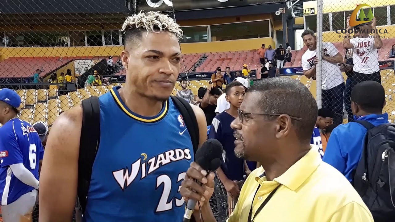 El lanzador Alfredo Simón con una excelente actuación en la victoria de ...