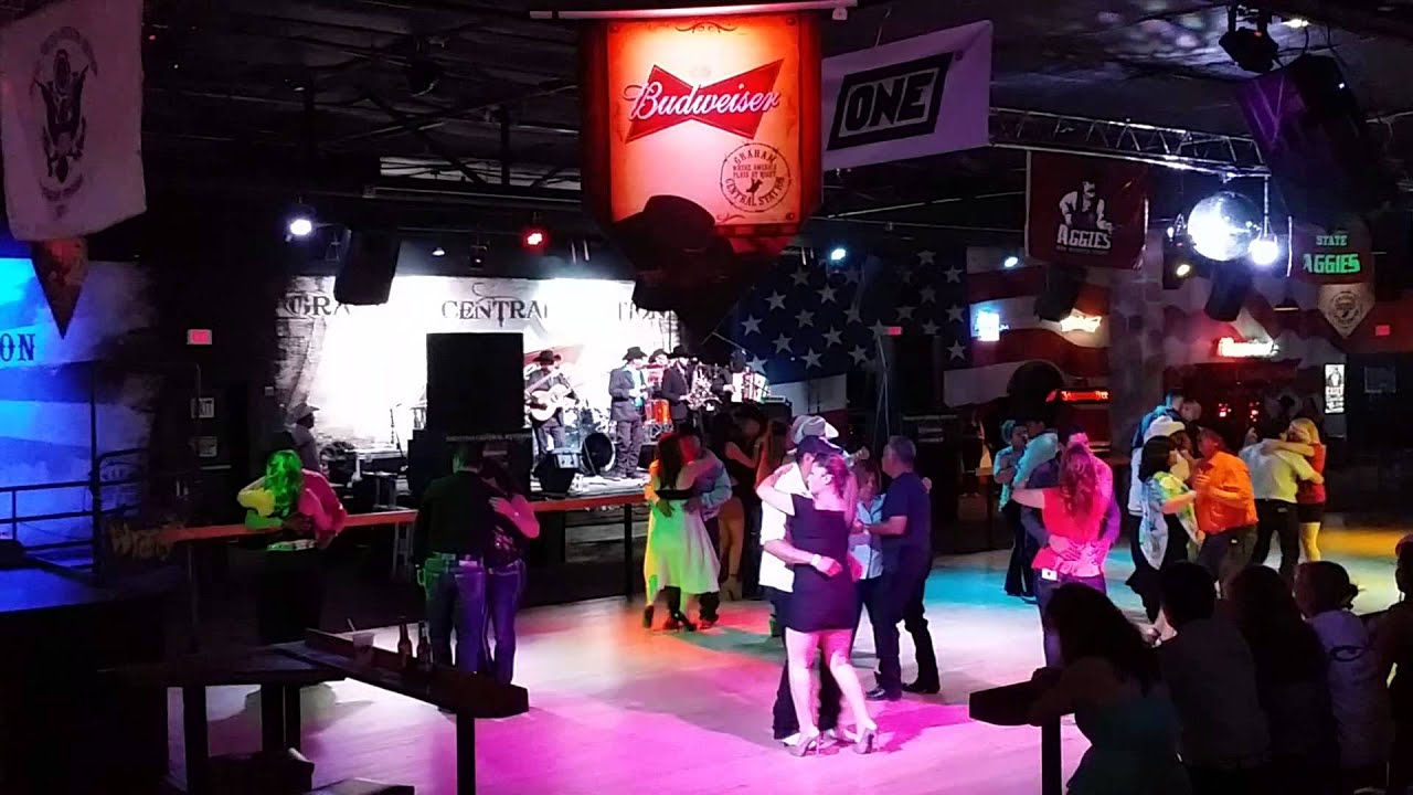 Rodeo Norteño - Coco Rayado, Moño Colorado, El Gavilan Pollero - YouTube