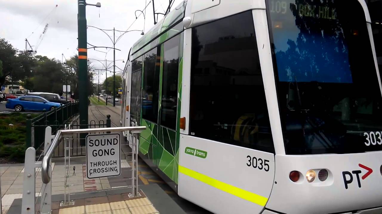 Yarra Trams C Class 3035 Arriving At Box Hill Central Youtube