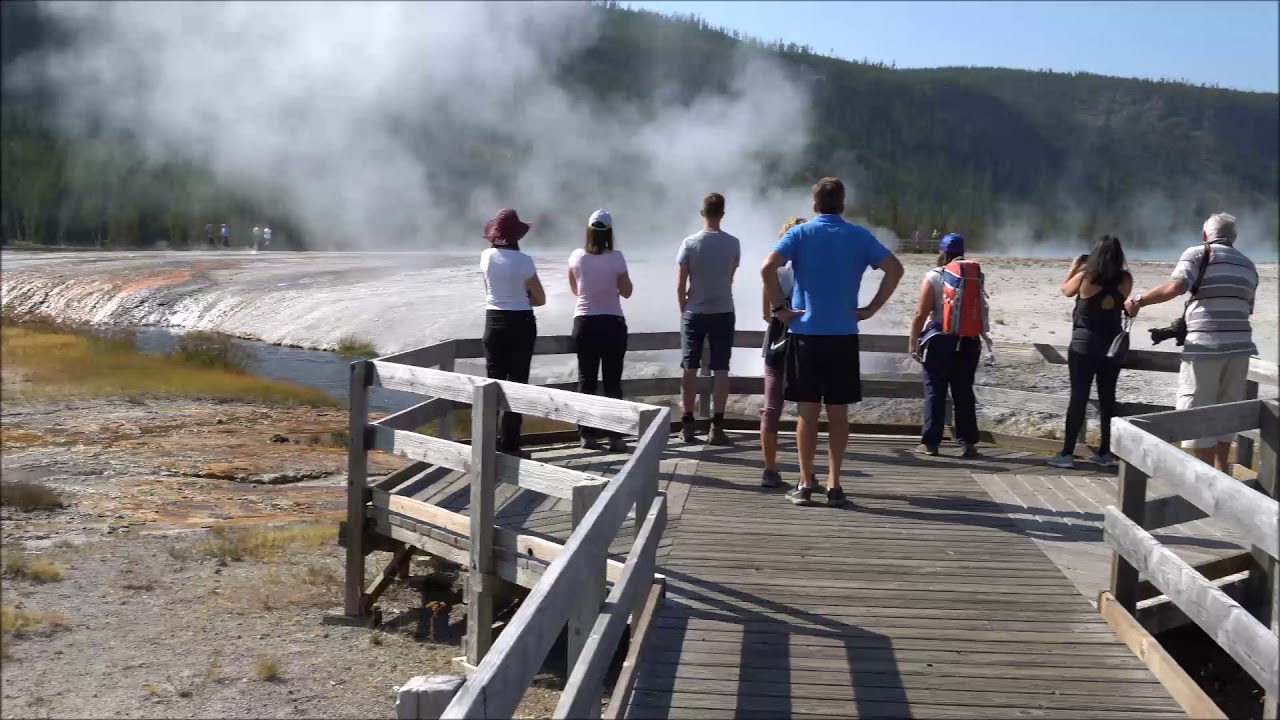 Yellowstone gejzíry - YouTube