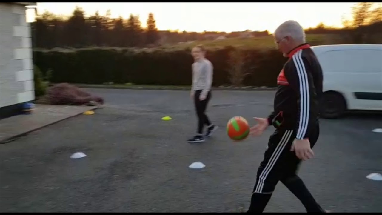 Pat Kilcoyne-Wall ball game - YouTube