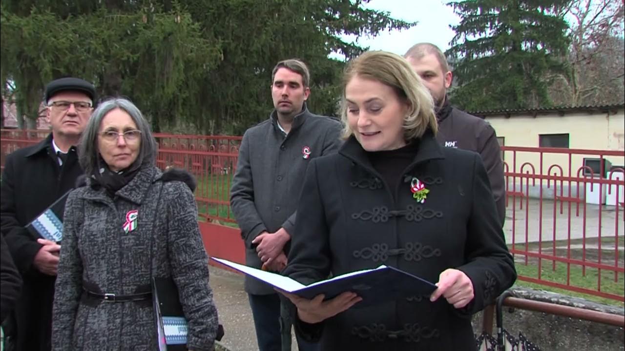 Március 15-i megemlékezés - Tevel - YouTube