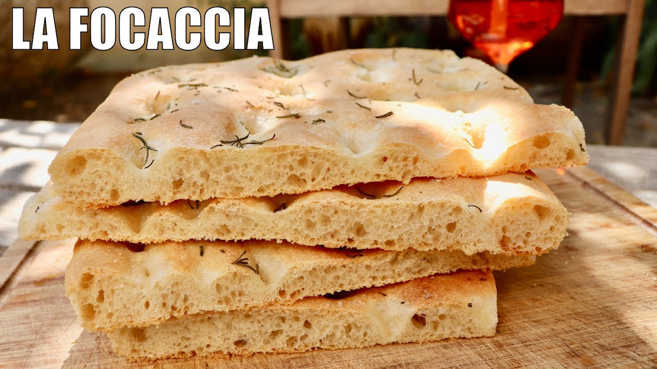 RECETTE FOCACCIA : La savoureuse FOUGASSE italienne - YouTube