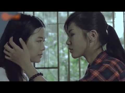 kissing lesbian Vietnam Damsel & Girl