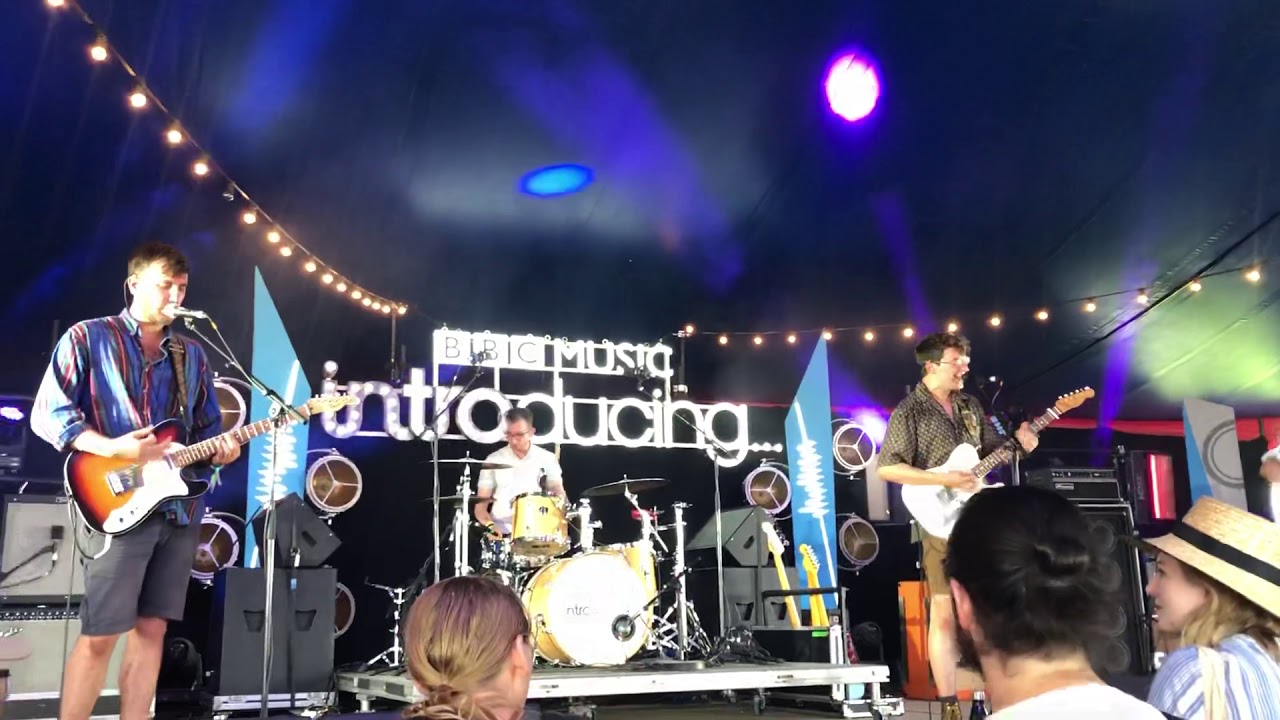 Ed The Dog ♪I'm Dead @BBC Intoducing Stage, Glastonbury 29 June 2019 ...