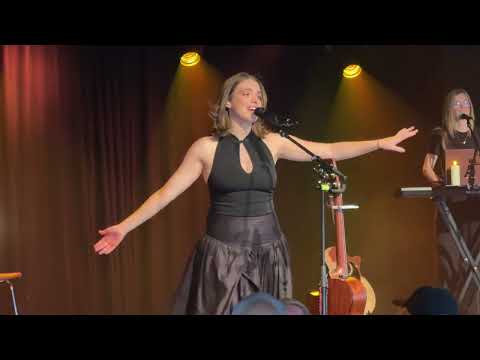 Allie Sherlock live in Paradiso Tolhuistuin Amsterdam 