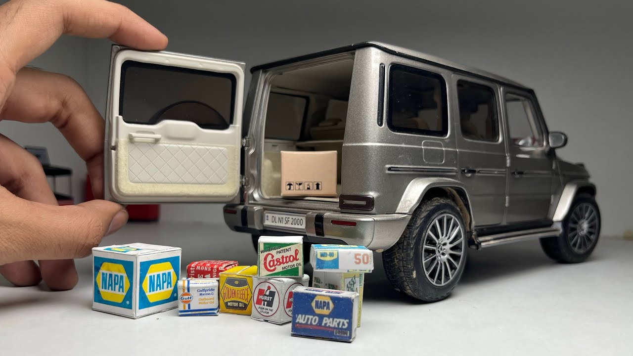 Most Realistic Mercedes G-Class G550 1/18 Scale Model Unboxing - YouTube