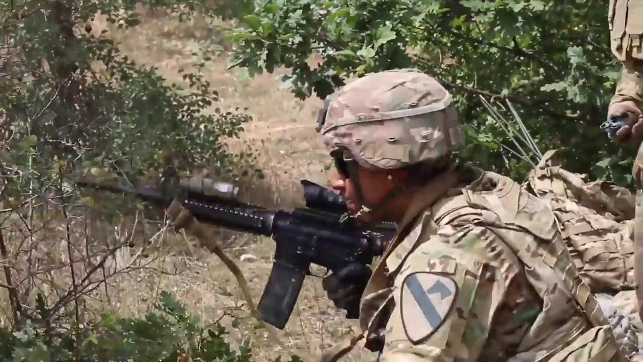 Army Ground Pounders Mount Up • 1st CAV DIV Live Fire - YouTube