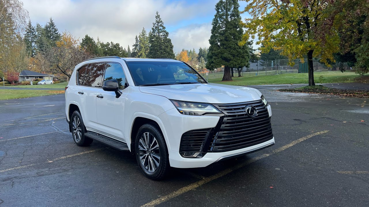 2022 Lexus LX 600 How to activate and use crawl control. - YouTube