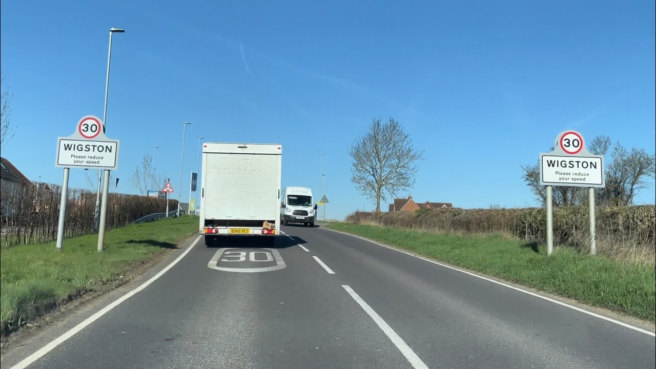 Driving along Newton Lane from Wistow to Wigston - 04/04/23 // dashcam ...