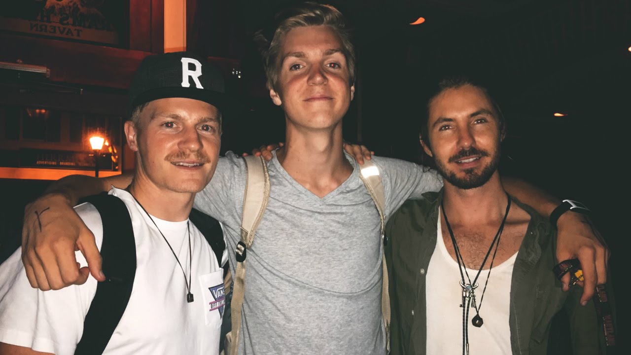 SPENDING THE NIGHT WITH BEN BROWN AND JEREMY LOOPS #loopstour || KENT ...