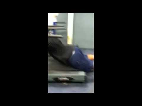 Fat kid Falls off treadmill - YouTube