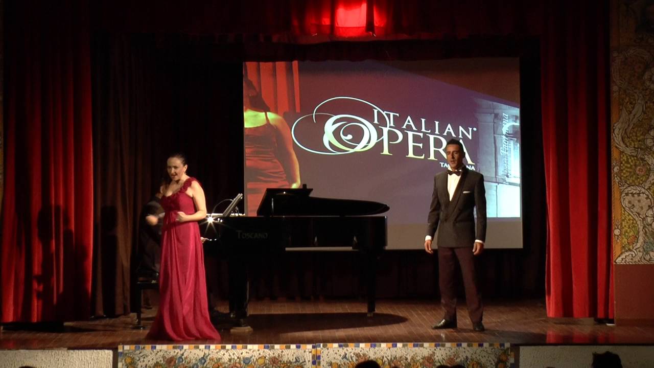 "Esulti pur la barbara" from Elisir d'amore - Soprano Silvia Di Falco e ...