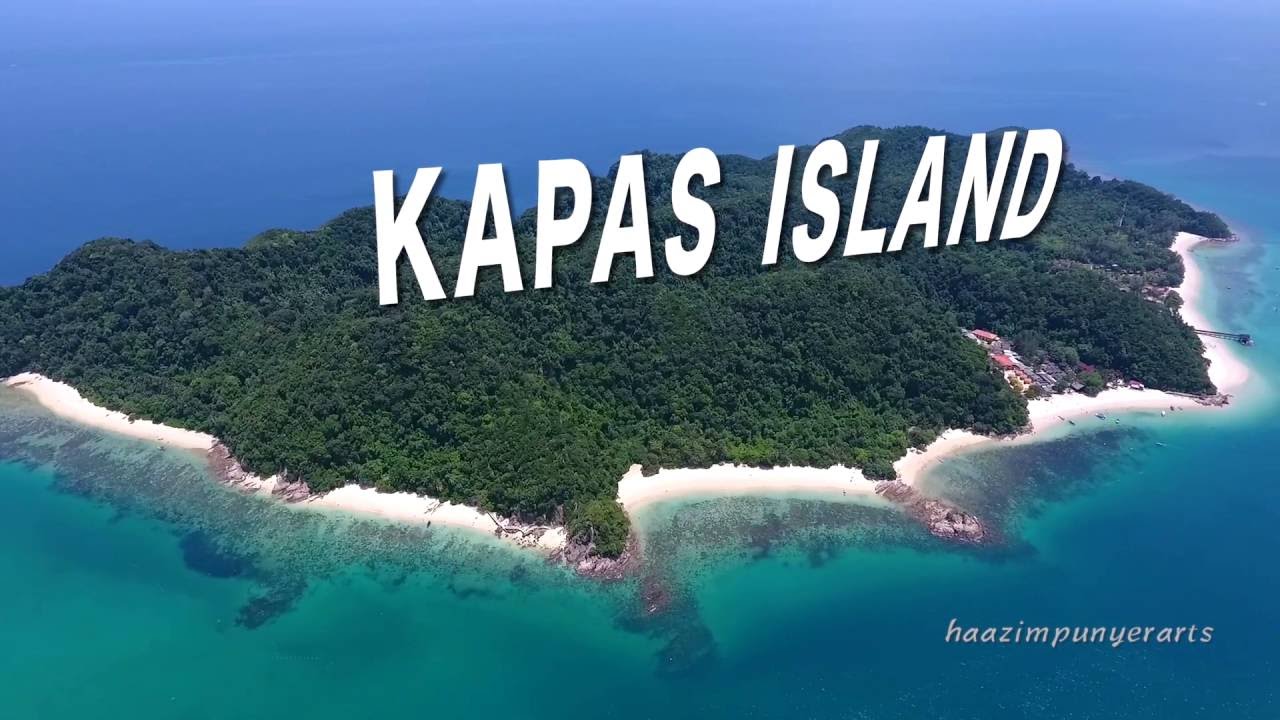 Scenery of Kapas and Gem Island, Marang, Terengganu, Malaysia (October ...