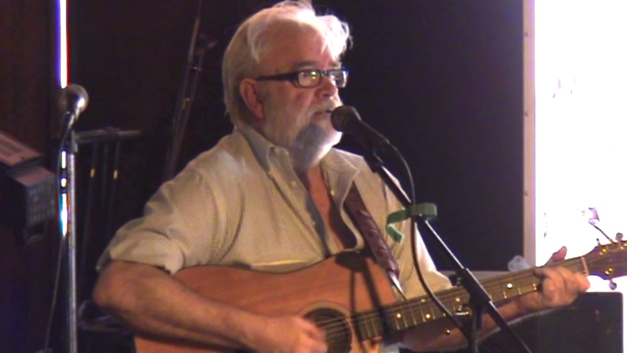 2012 Babe's Watermelon Cary Jackson plays some classic tunes - YouTube