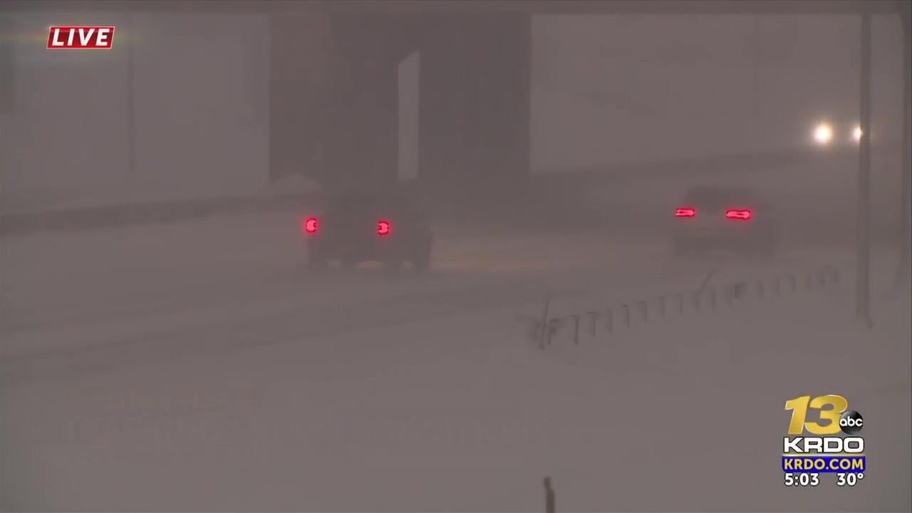 CDOT restricting trailers on I-25 over Monument Hill - YouTube