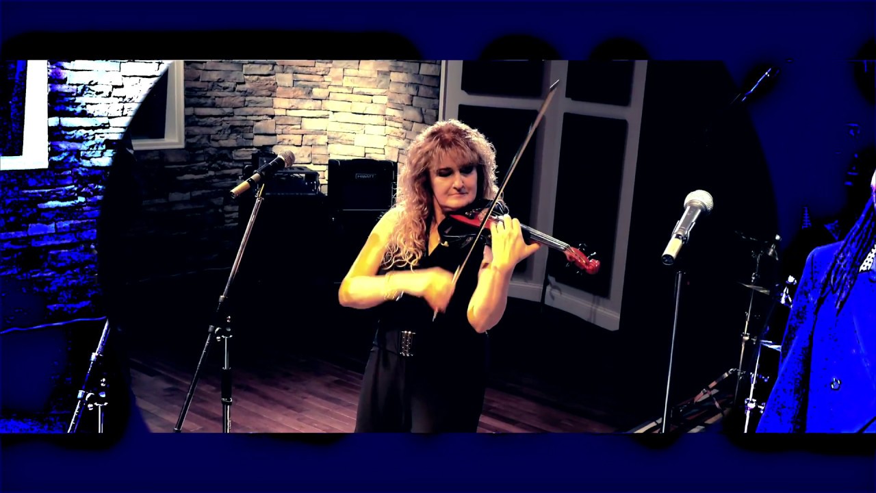 Long Train Running - UHD - Renata Band Live at Mix Factory Studios ...