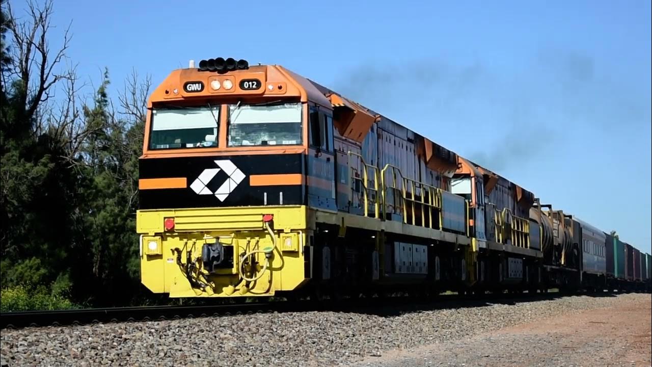 Freight Train (7MP1) - YouTube
