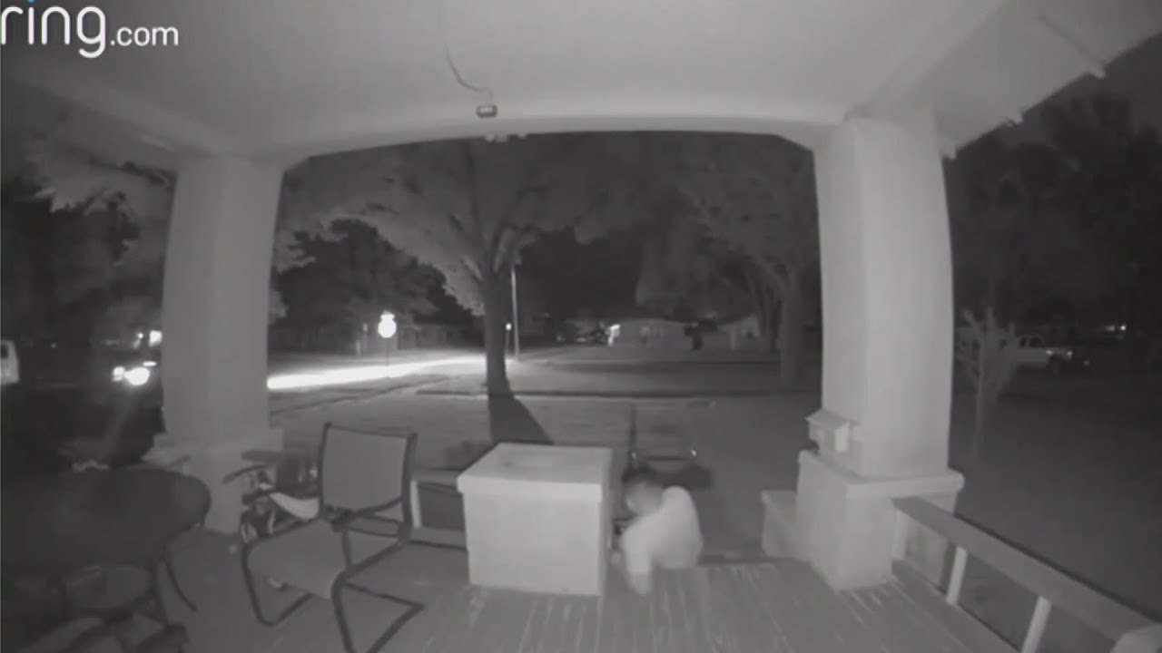 A drive by shooting caught on camera in Roswell - YouTube