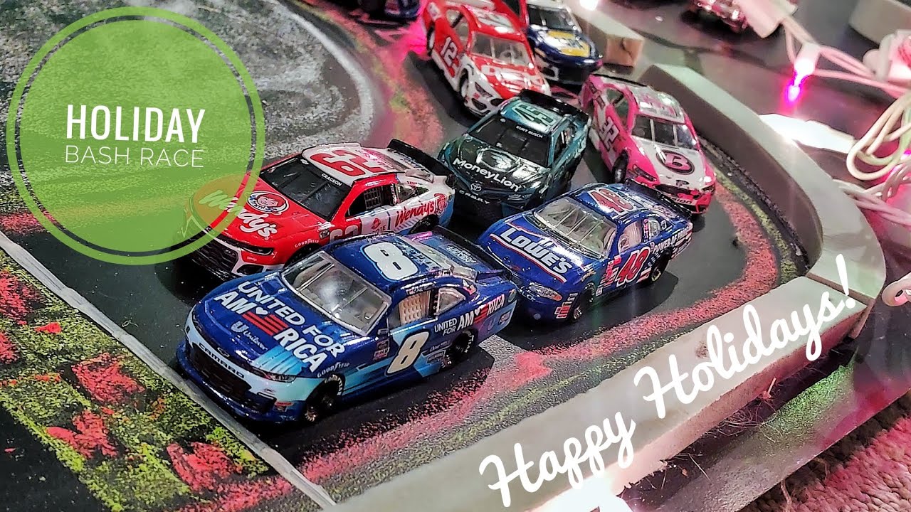 Holiday Bash Race - YouTube