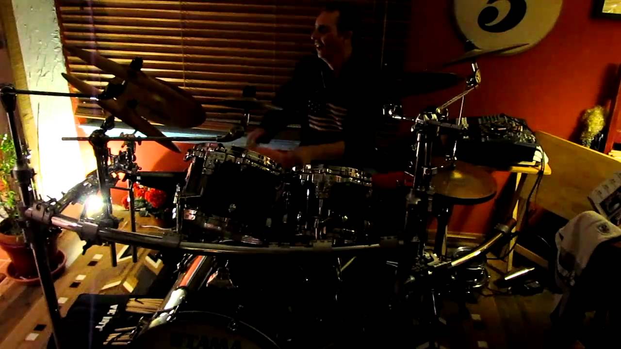 Gary Fuda the Barefoot drummer - YouTube