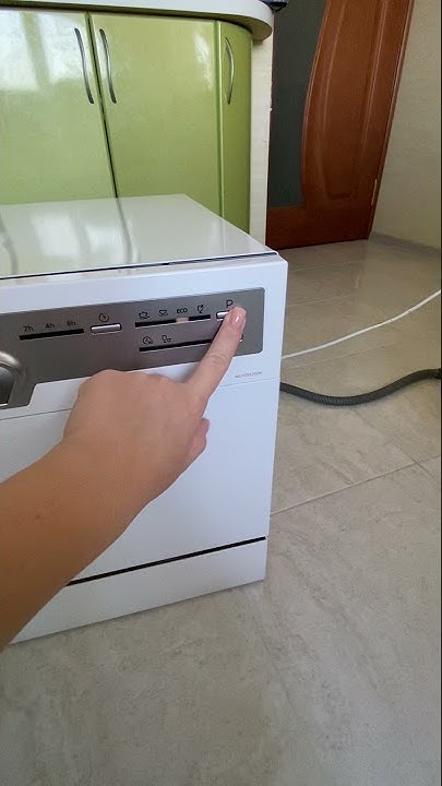 Посудомоечная машина Midea mcfd55200w - YouTube