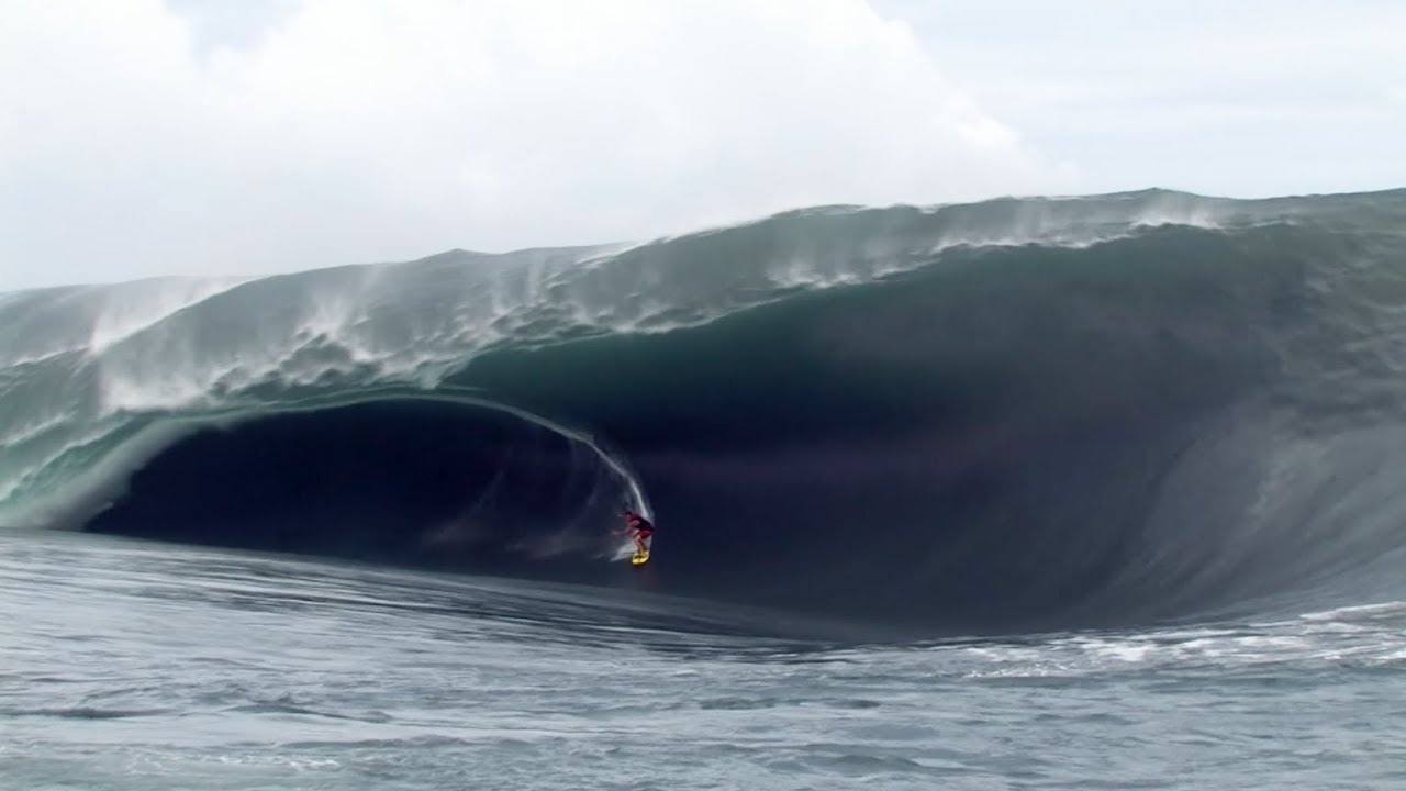 Wipeout of the Week / Bruce Irons at Teahupoo - Freesurf Magazine - YouTube