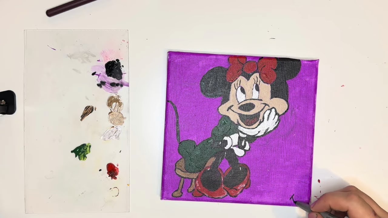 Step-by-Step Minnie Mouse Painting Tutorial | Create Disney Magic on ...