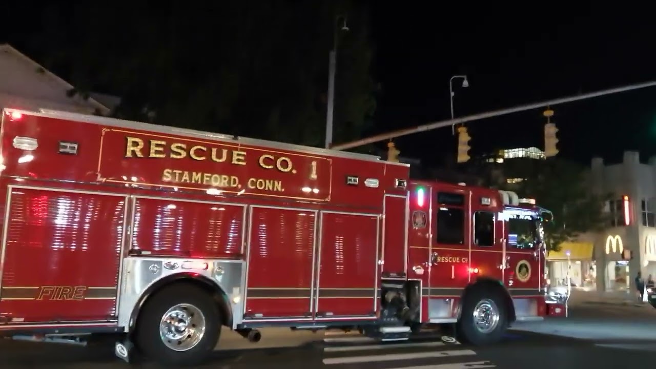 Stamford, CT Rescue Co 1 responding - YouTube