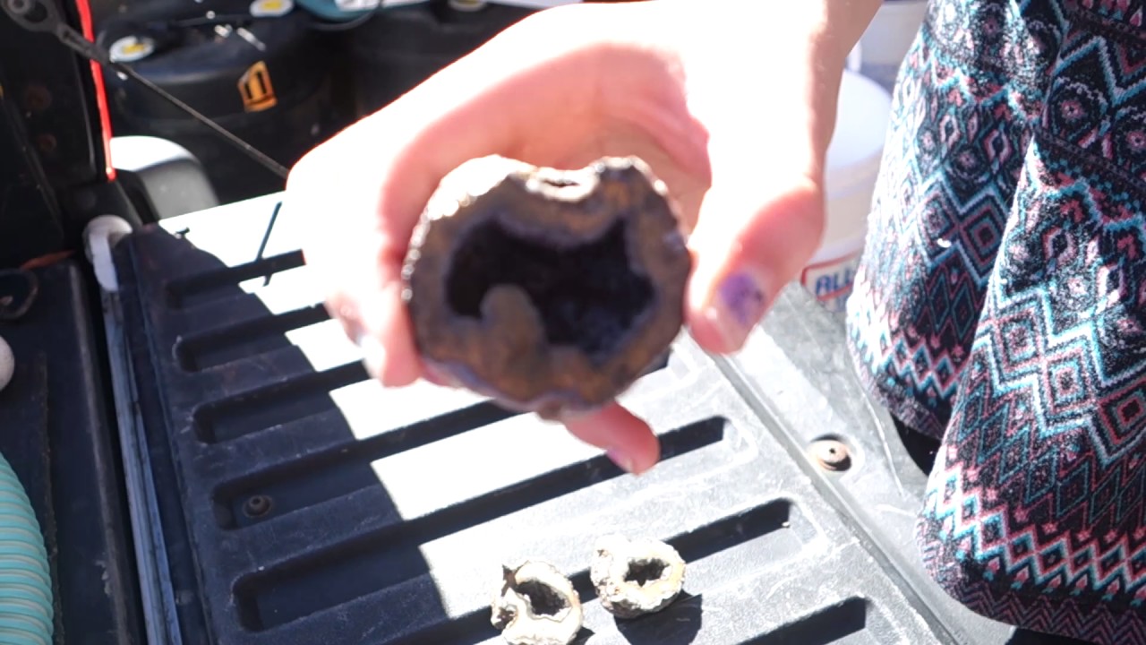 Opening Geodes! - YouTube