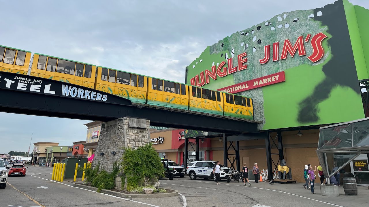 Grocery store walk through- JUNGLE JIM’S! - YouTube