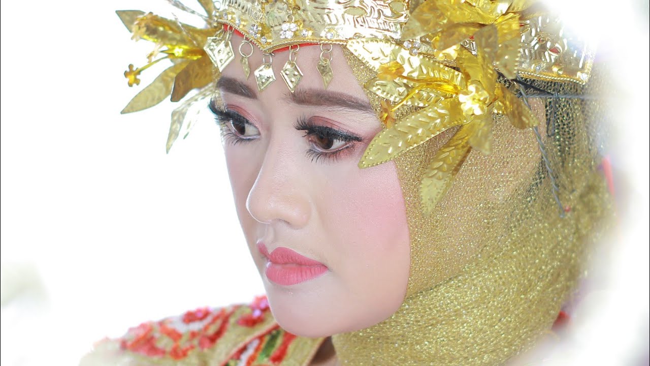 Pengantin Makeup Flawless Bersama Yuni Sigit Pelaminan " Anggi & Nurul ...