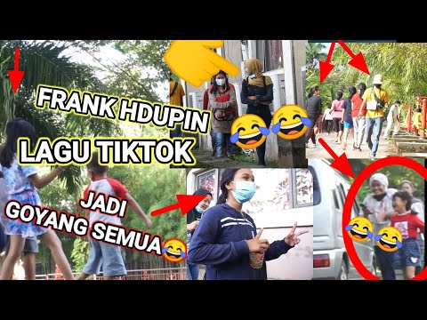 NGIDUPIN LAGU TIK TOK DI DEPAN PUBLIK PAKAI RADIO || PRANK UNIK