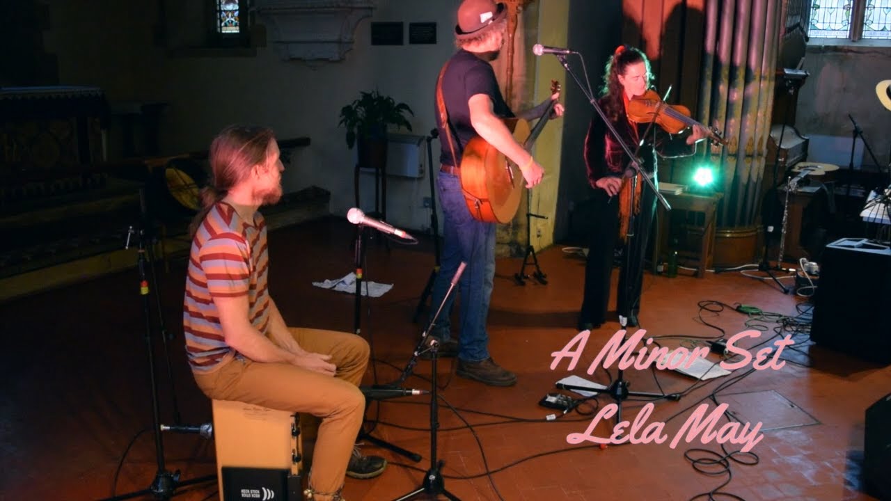 Saint Wulfric's Folk Club - The Bog Dogs - A Minor Set - YouTube