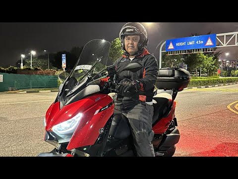 DIY Engine oil and oil filter change of Yamaha Xmax - YouTube
