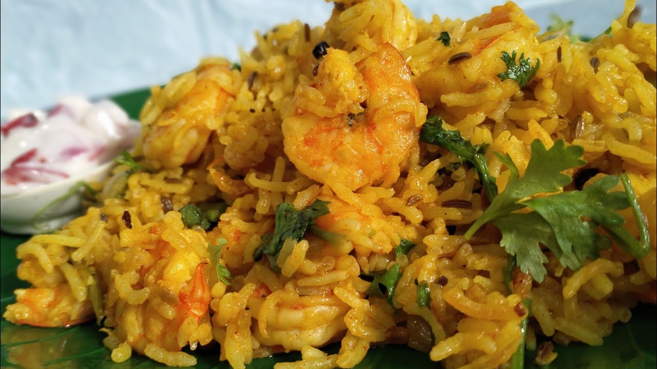 Prawns pulao recipe/ spicy shrimp pulao - YouTube