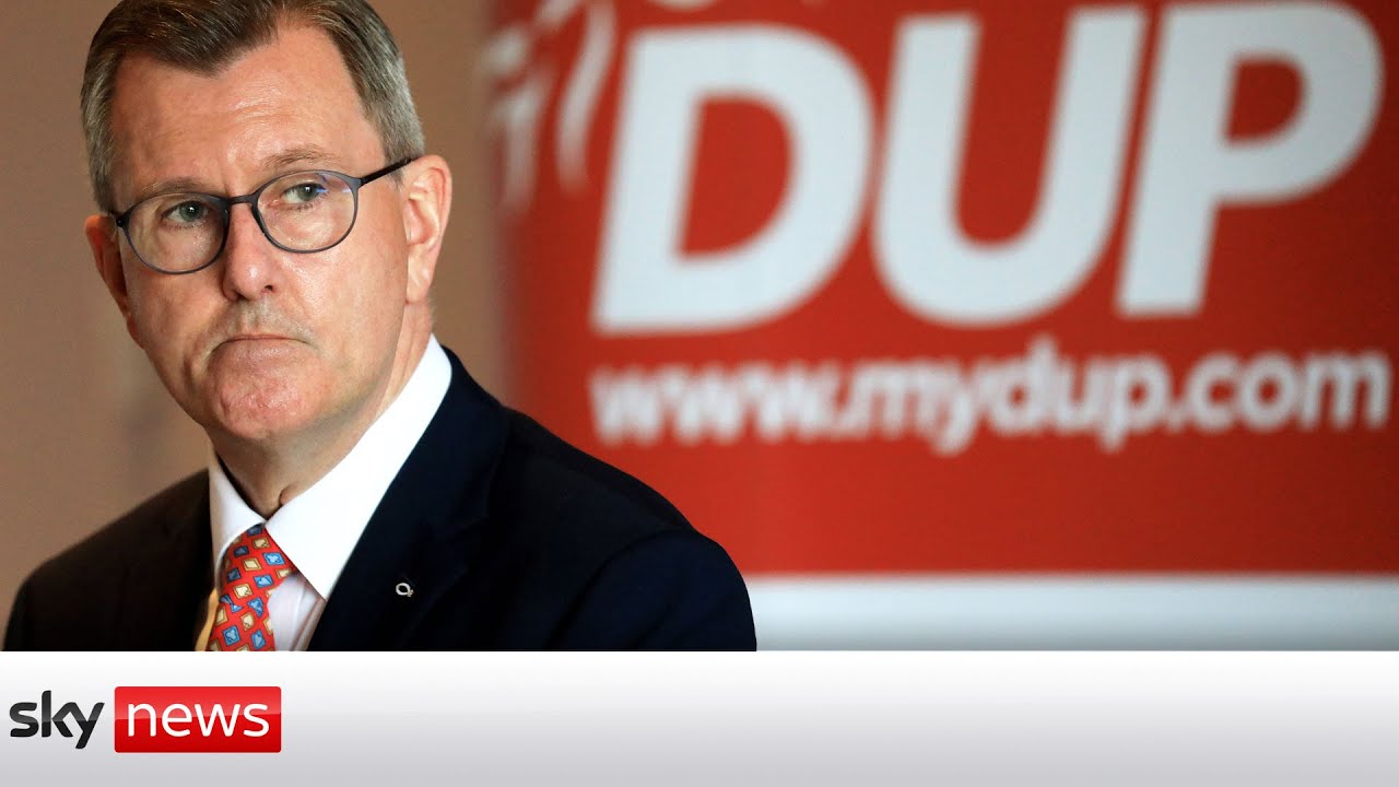DUP threaten to collapse Stormont assembly over NI protocol - YouTube