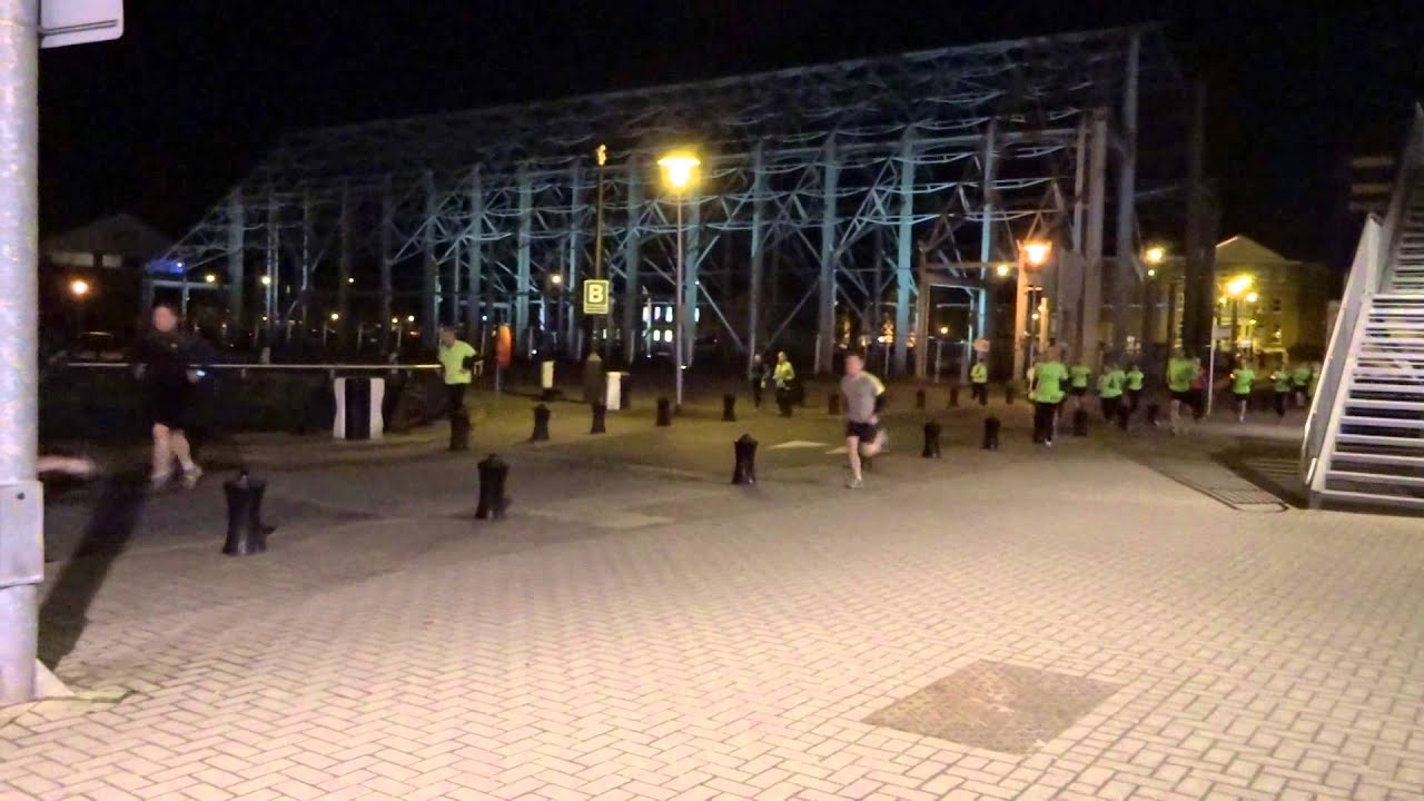 Wednesday Night Club run through Dockside 25th March 2015 - YouTube