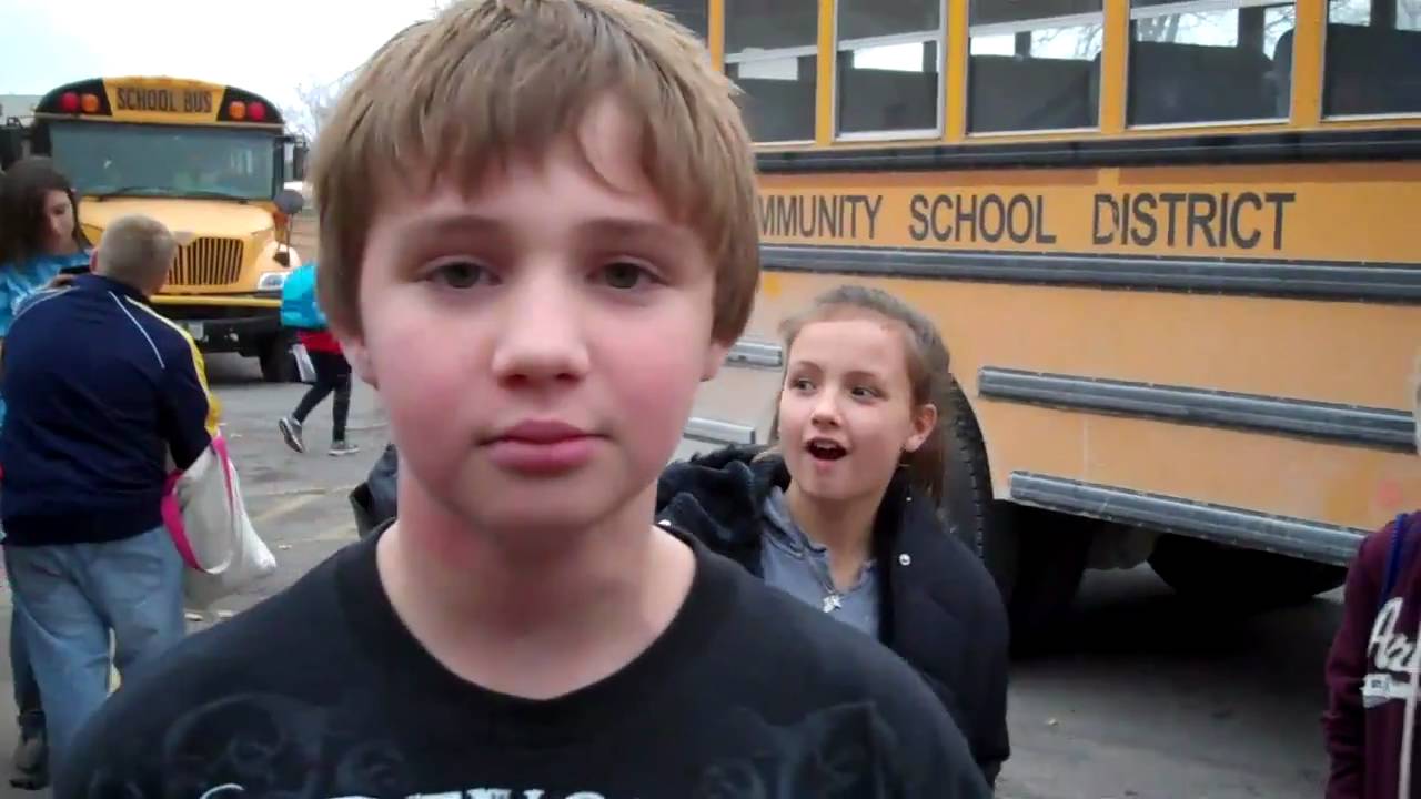 kid get punched in the face - YouTube