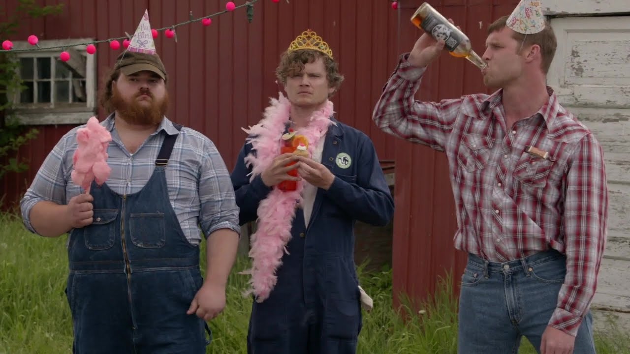 Letterkenny Season 1 Episode 2 "Daryl's Super Soft Birthday ...