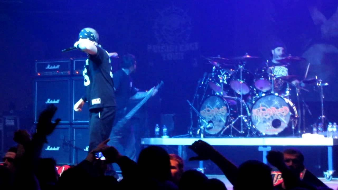 Hatebreed - Put It To the Torch - live at Eventwerk, Dresden, Germany ...