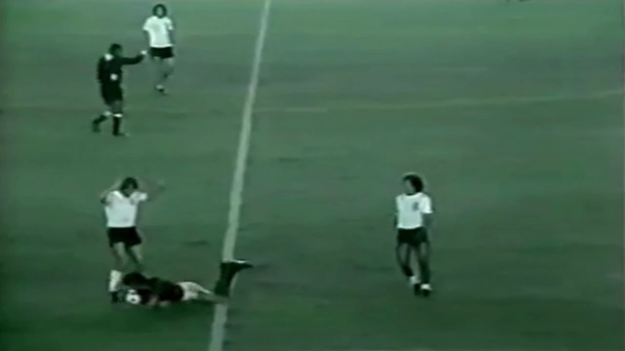 Leandro vs Corinthians: Campeonato Brasileiro (25/03/1982) - YouTube