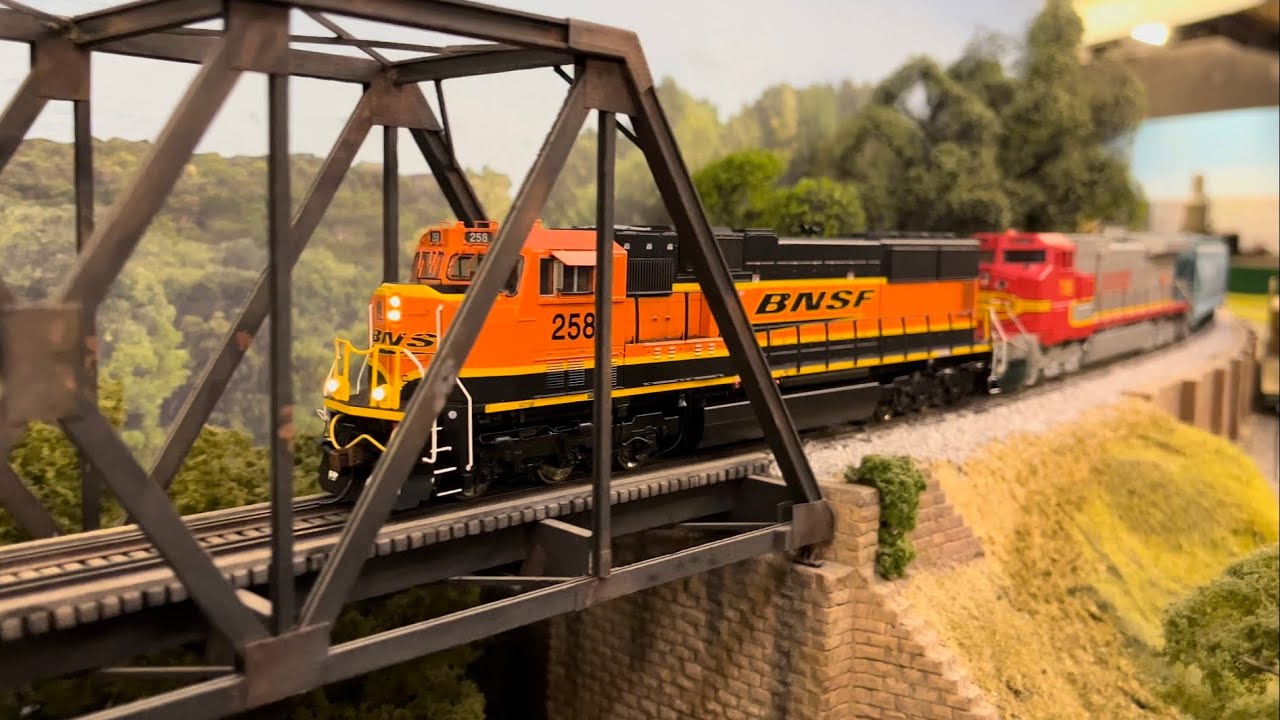 Massive HO Scale Train Layout at Prairie Scale! - YouTube